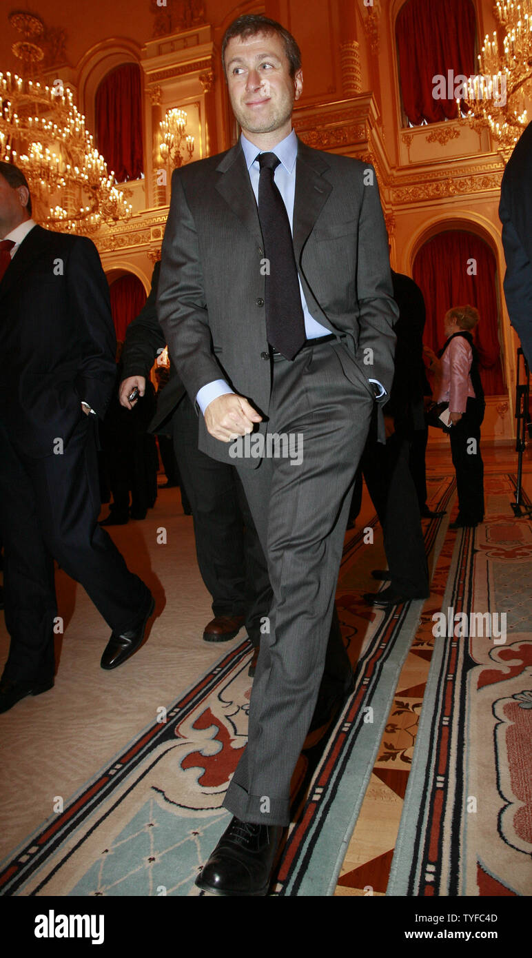 Russia's richest man and Chelsea football club owner Roman Abramovich ...