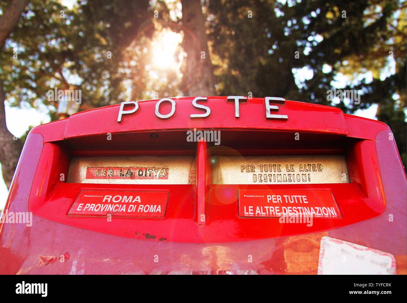 Plastic mailbox hi-res stock photography and images - Alamy