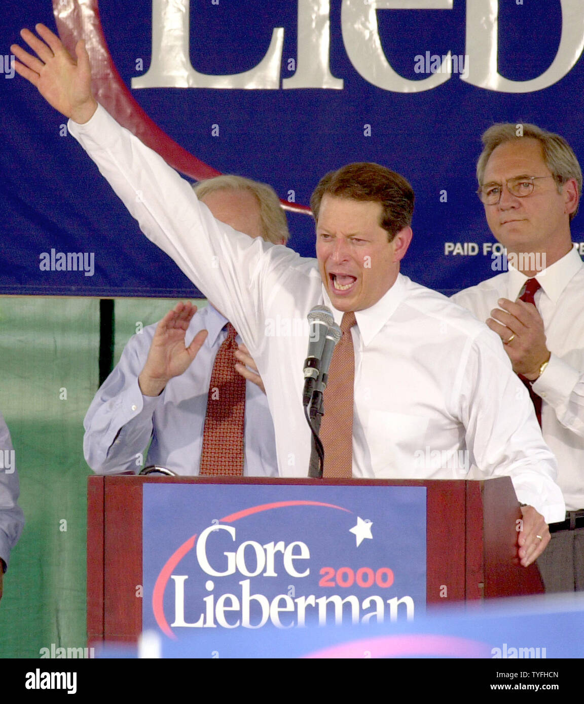 Al gore 2000 hi-res stock photography and images - Alamy