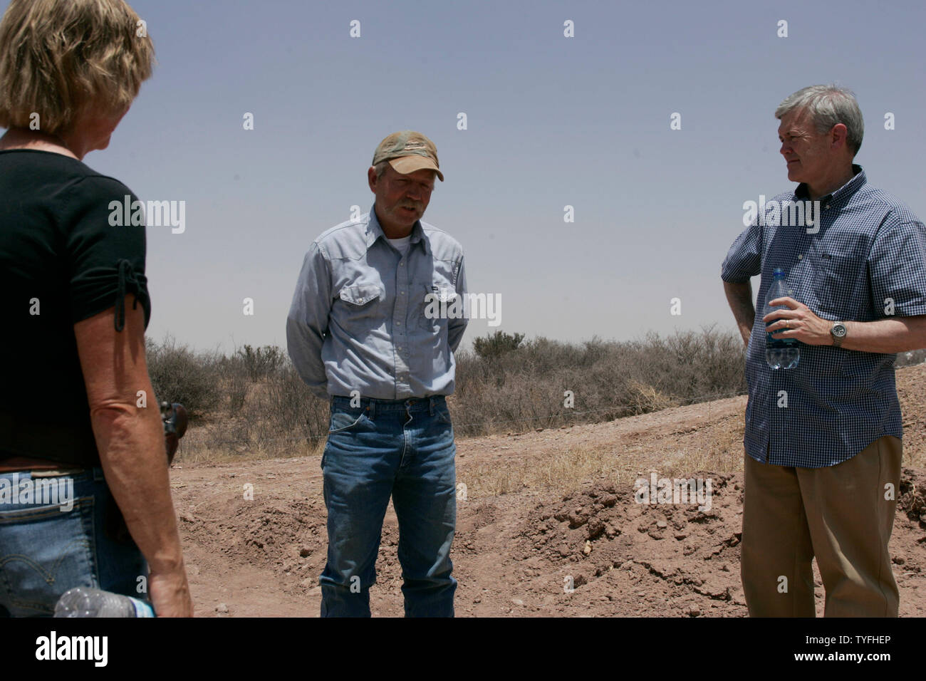 Arizona rancher border hi-res stock photography and images - Alamy