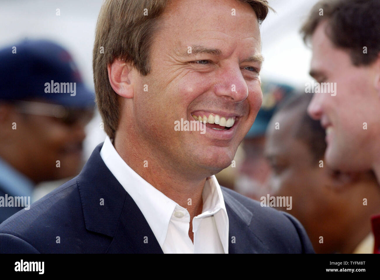 Kerry edwards supporters hi-res stock photography and images - Alamy