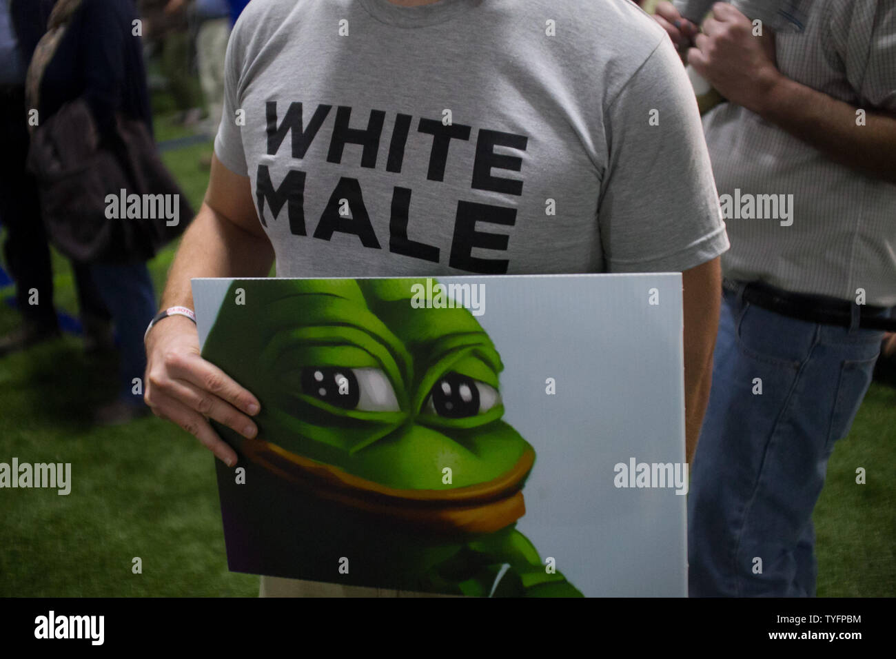 Pepe the frog sign hate hi-res stock photography and images - Alamy