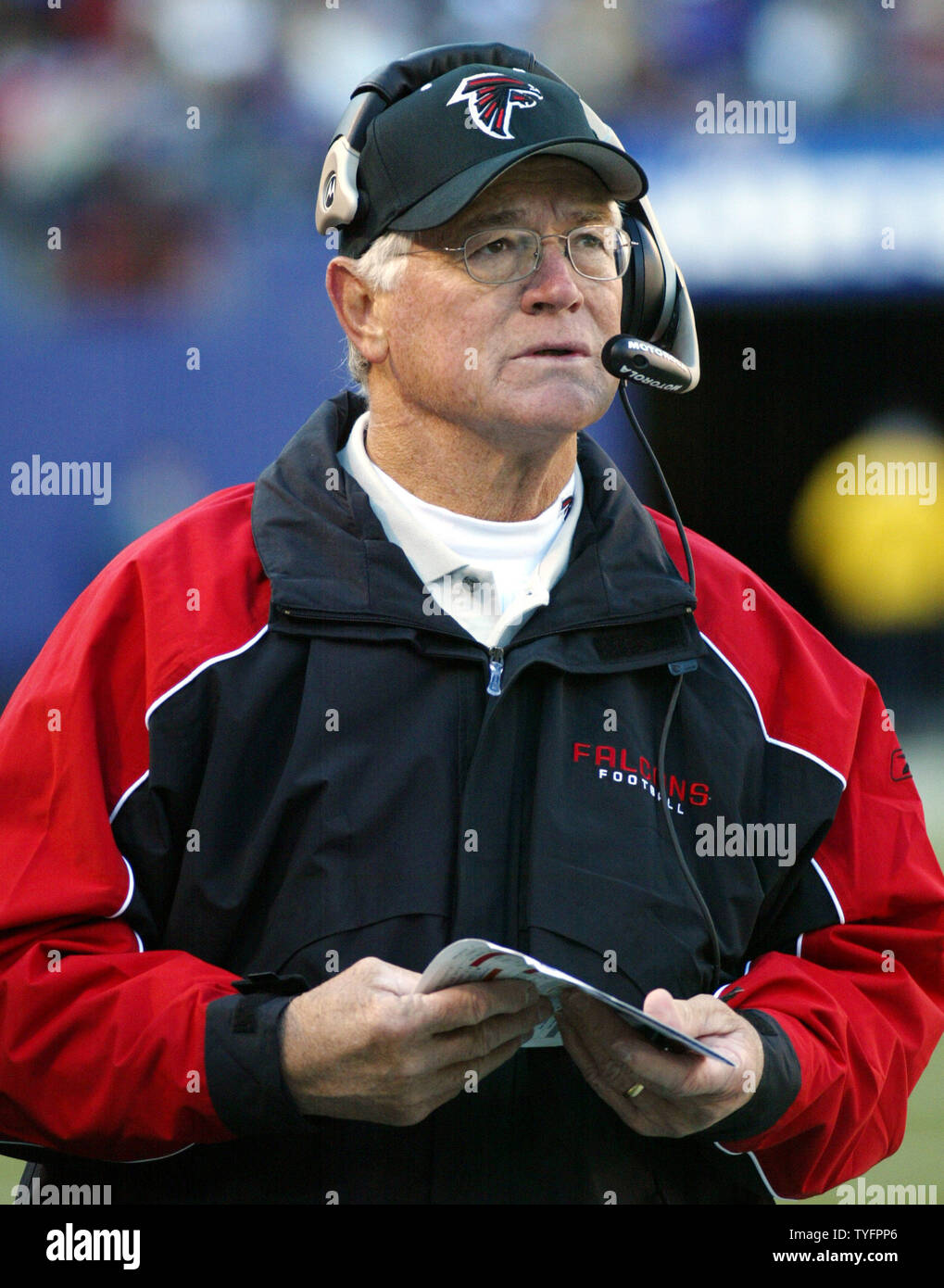 Dan reeves falcons hi-res stock photography and images - Alamy