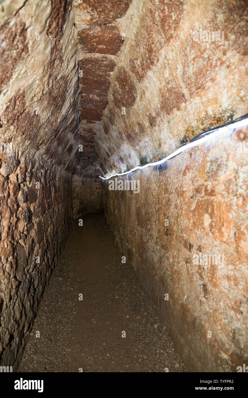 Cut and cover tunnel hi-res stock photography and images - Alamy