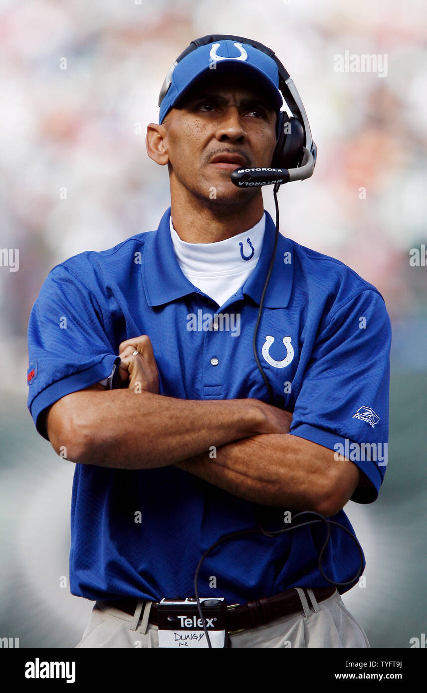 Indianapolis Colts head coach Tony Dungy walks the sidelines in the ...