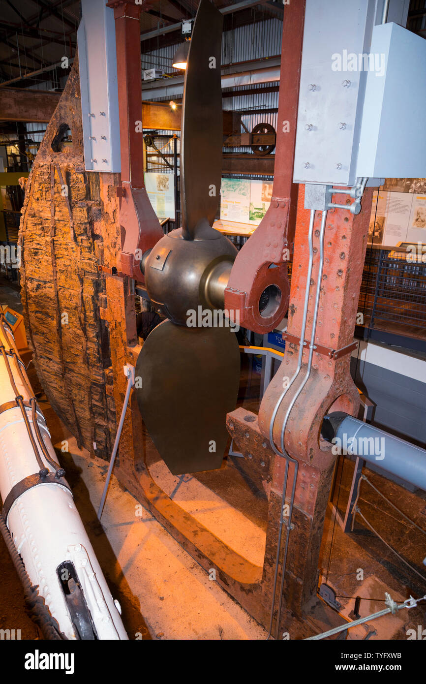 The rudder, lifting frame and screw propeller of the SS Great Britain ...