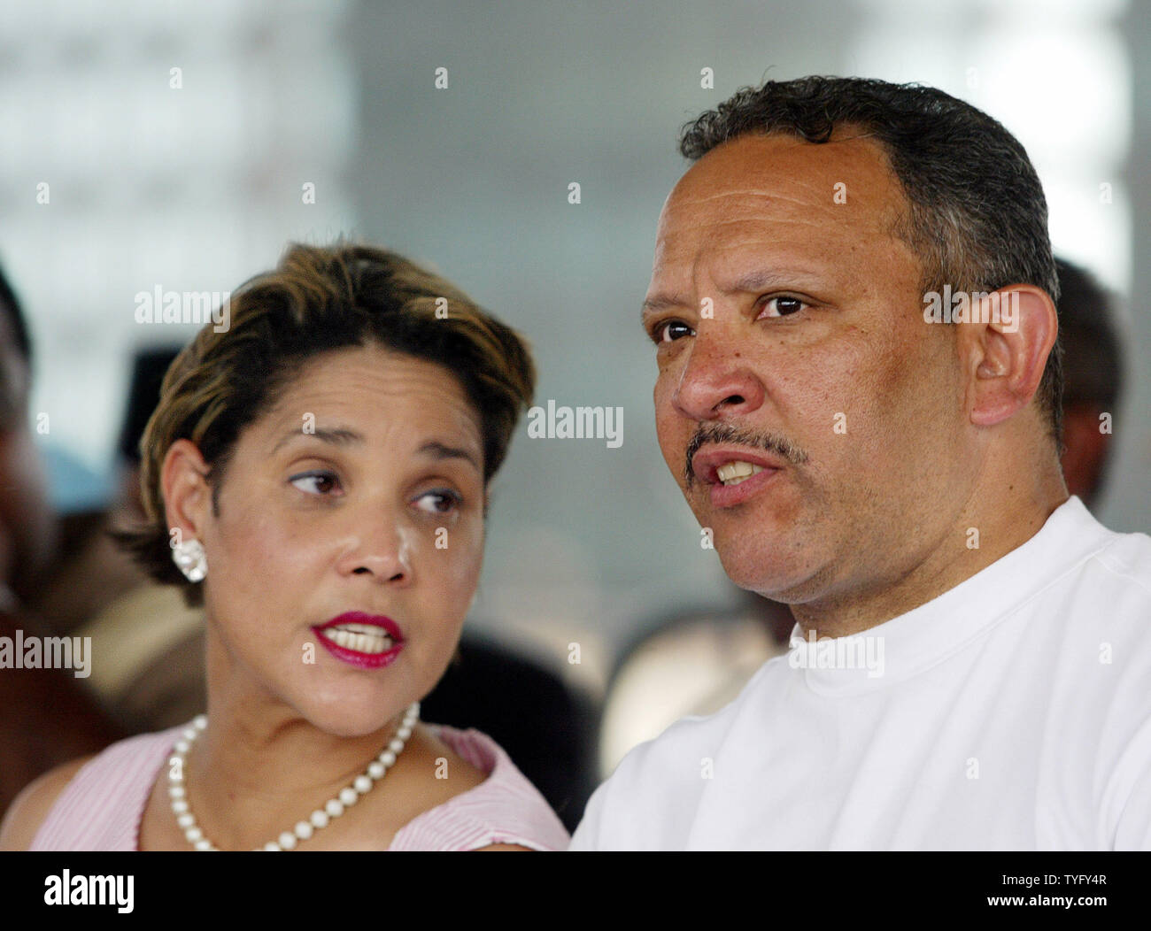 Cynthia willard lewis hi-res stock photography and images - Alamy