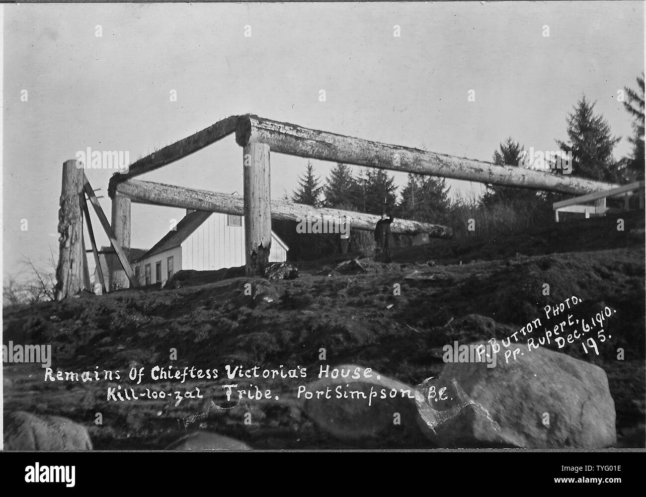 Post card. Remains of Chieftess Victoria's house. Kill-loo-zal Tribe ...