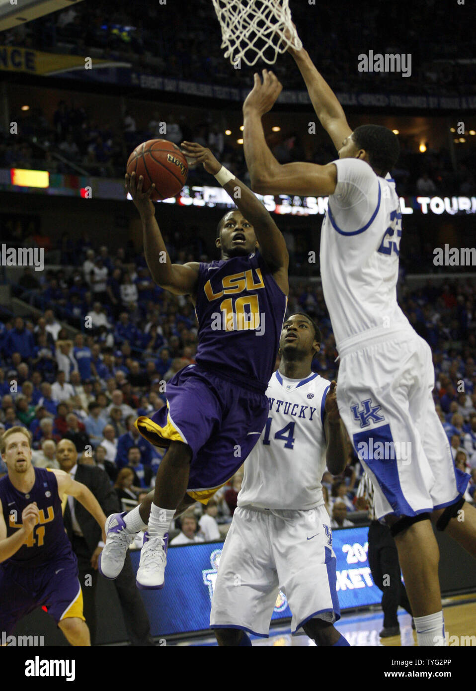 Stringer davis hi-res stock photography and images - Alamy