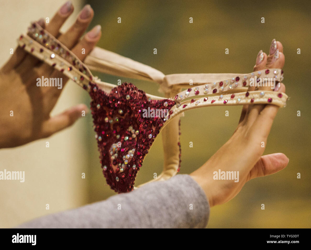 Burlesque dancers 1920s hi-res stock photography and images - Alamy