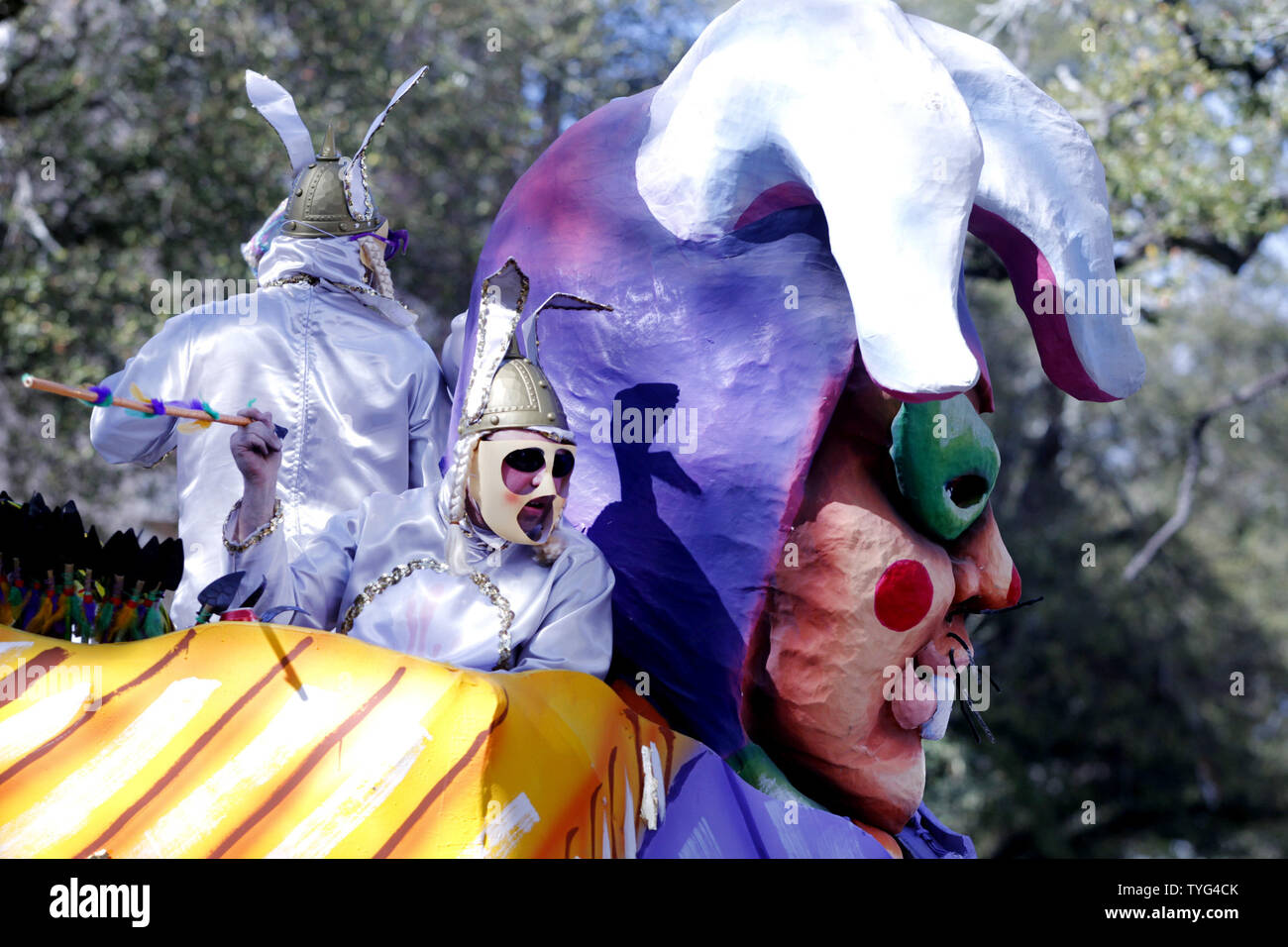 The jester float in the Krewe of King Arthur parade rolls down St ...