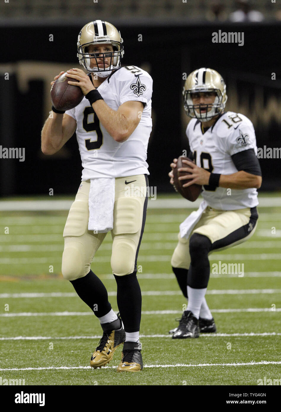 New Orleans Saints quarterback Drew Brees (9) and rookie quarterback ...