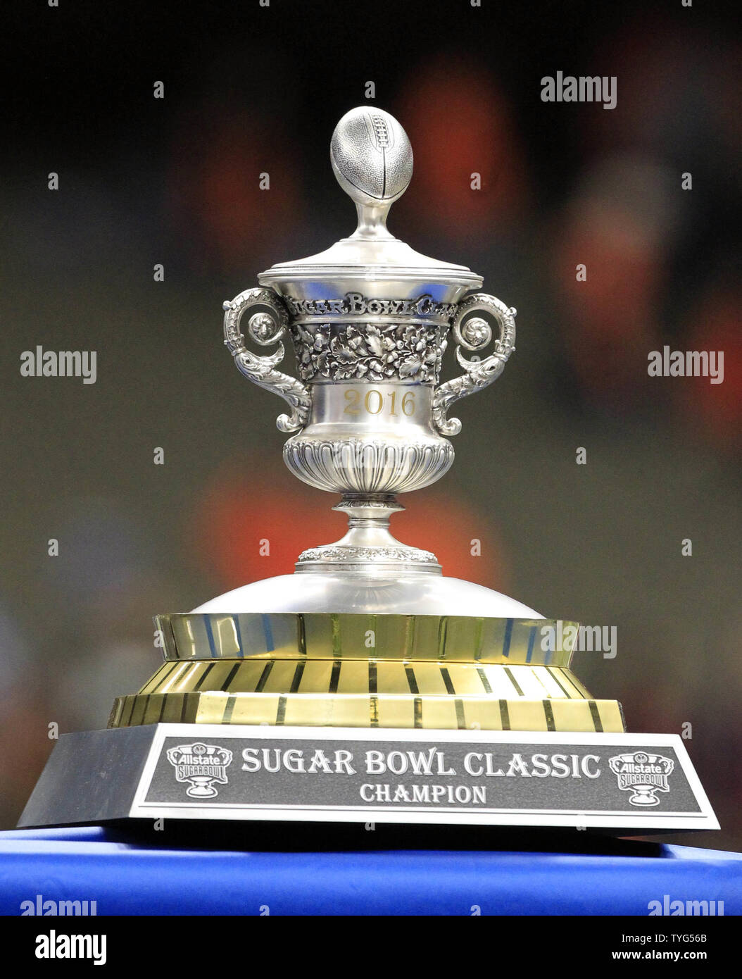 Sugar bowl classic hi-res stock photography and images - Alamy