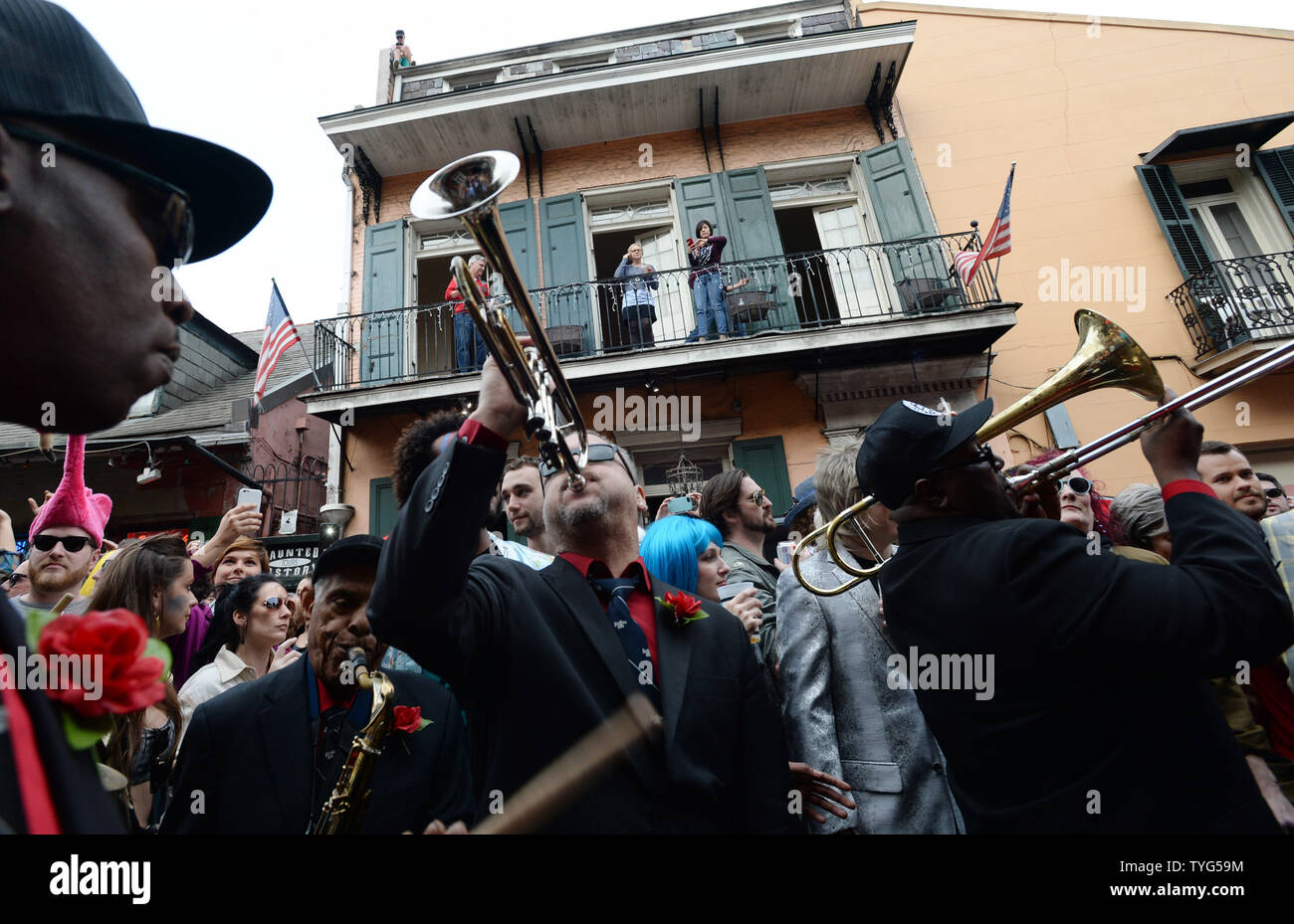 New orleans funeral parade hi-res stock photography and images - Alamy
