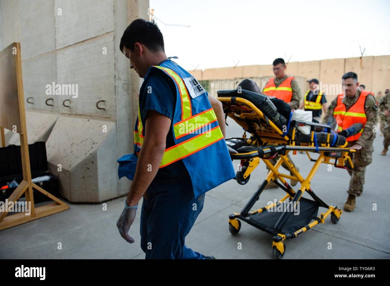 Health hub triage hi-res stock photography and images - Alamy