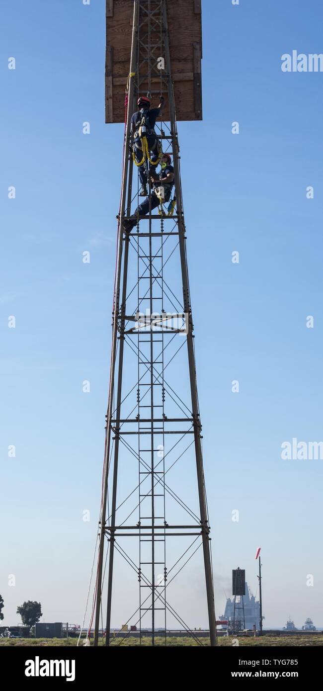 Members of Coast Guard Aids to Navigation Team Los Angeles/Long Beach ...