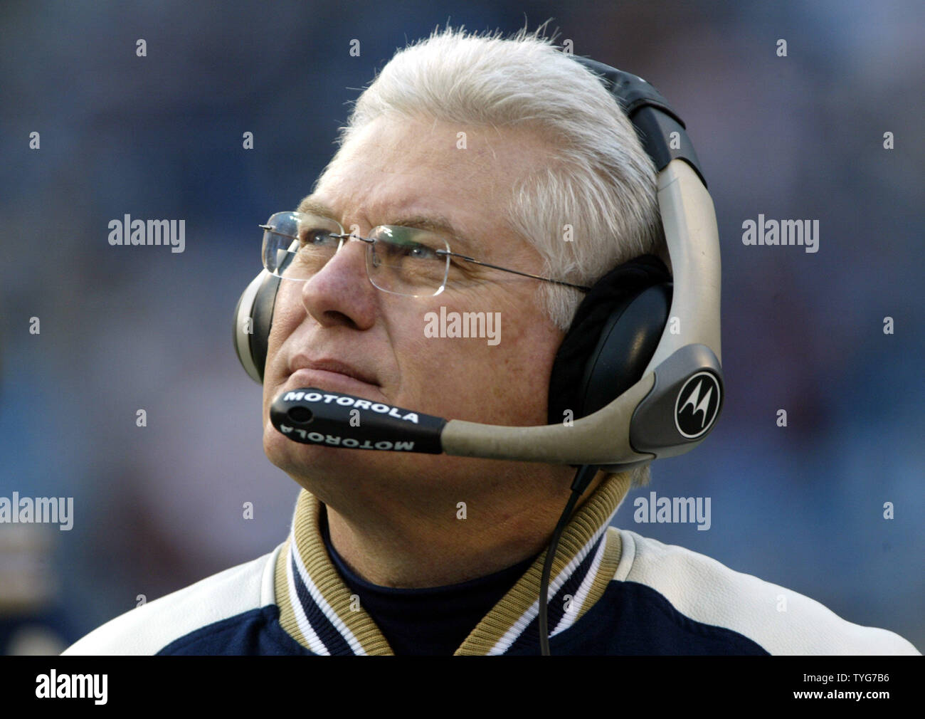 St. Louis Rams head coach Mike Martz watches on the sidelines against ...