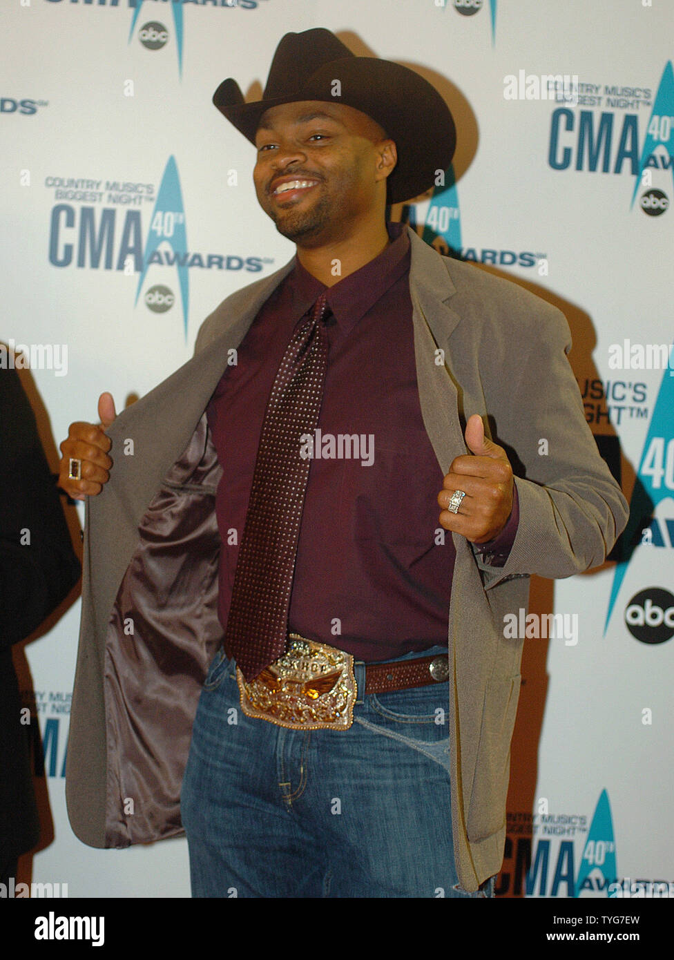 Cowboy Troy arrives for the 40th Annual Country Music Association ...