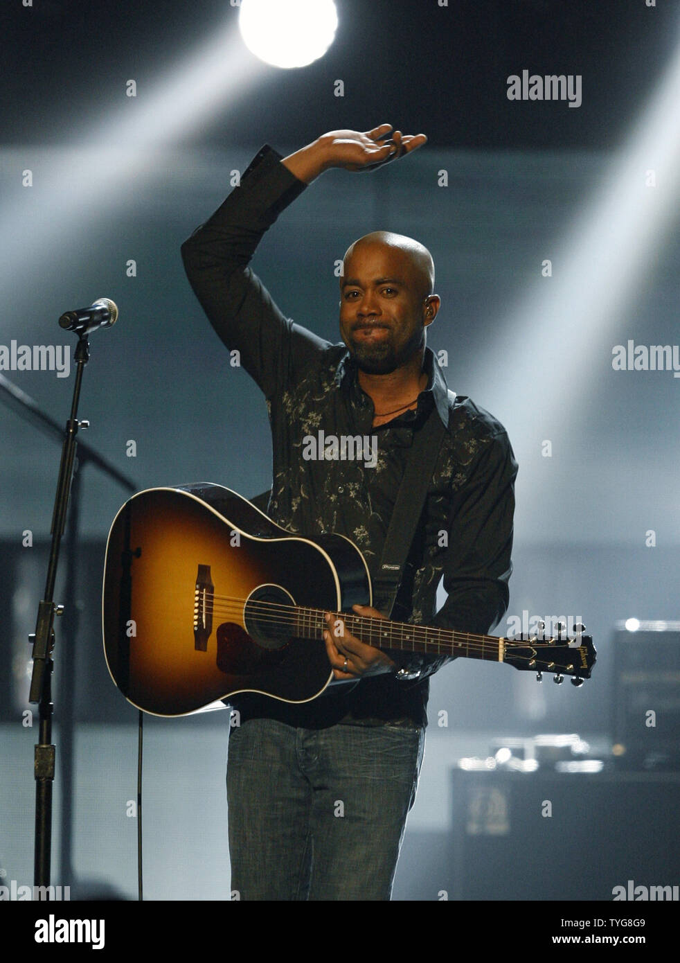 Hootie and the blowfish hi-res stock photography and images - Alamy