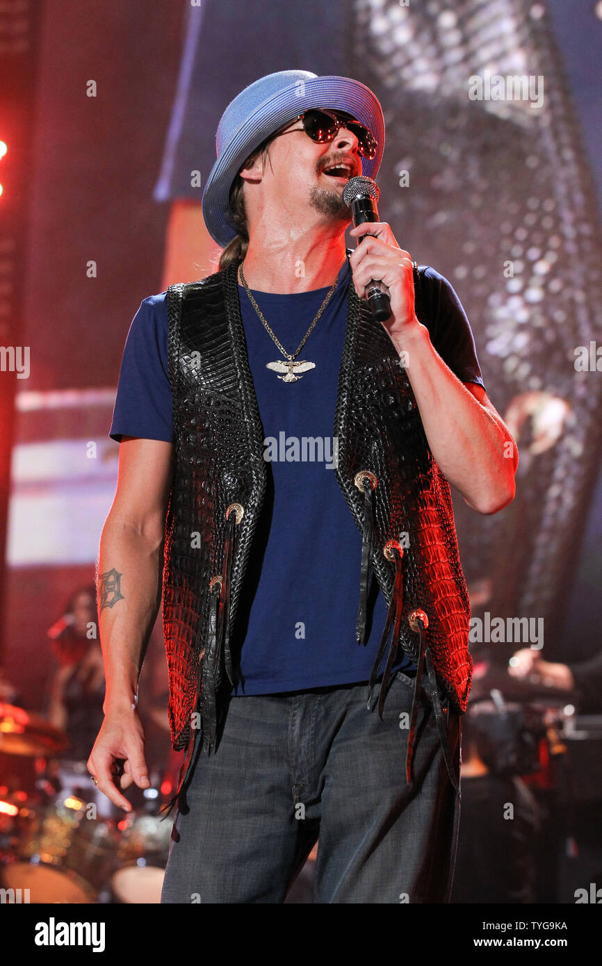 Kid Rock performs at the Country Music Association (CMA) Music Festival ...