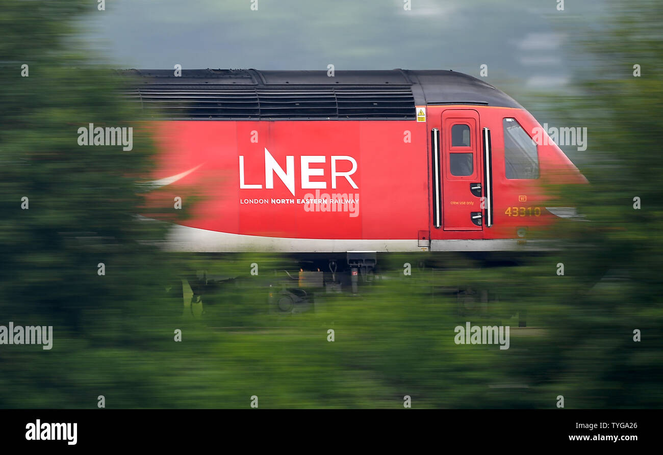 A London North Eastern Railway (LNER) train passes through Sandy in ...