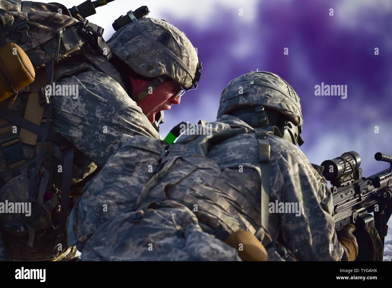 The base screams hi-res stock photography and images - Alamy