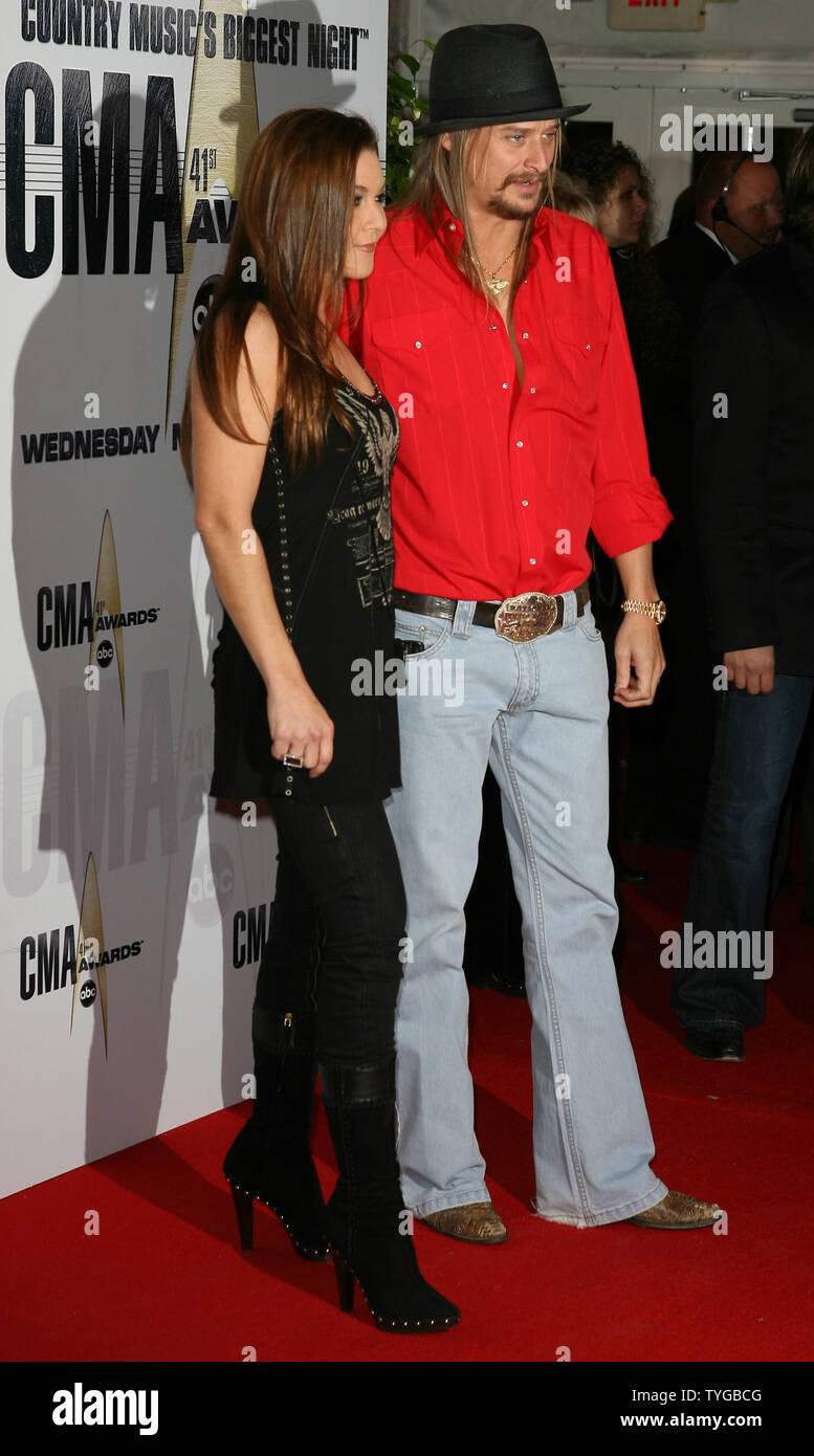 Gretchen Wilson and Kid Rock arrive at the 41st annual Country Music ...