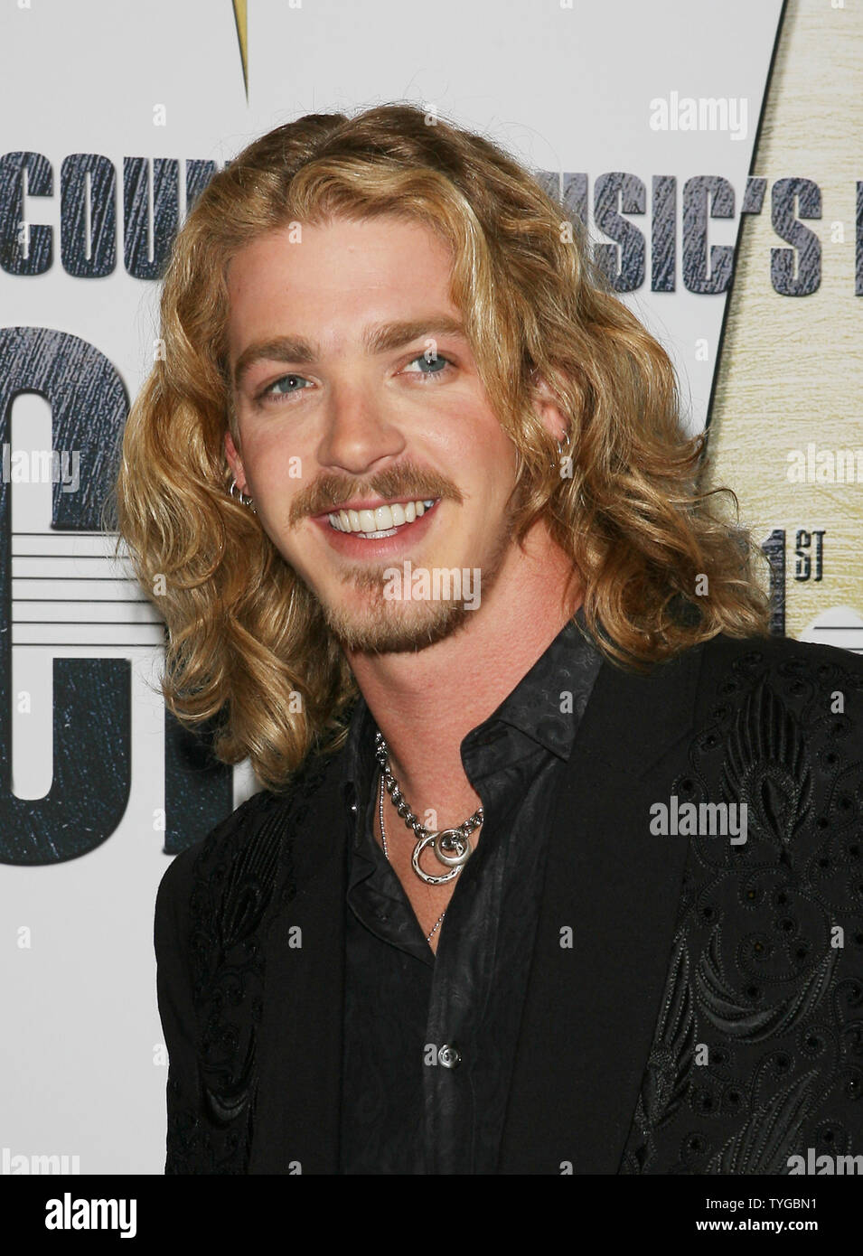 Bucky Covington arrives at the 41st annual Country Music Association ...