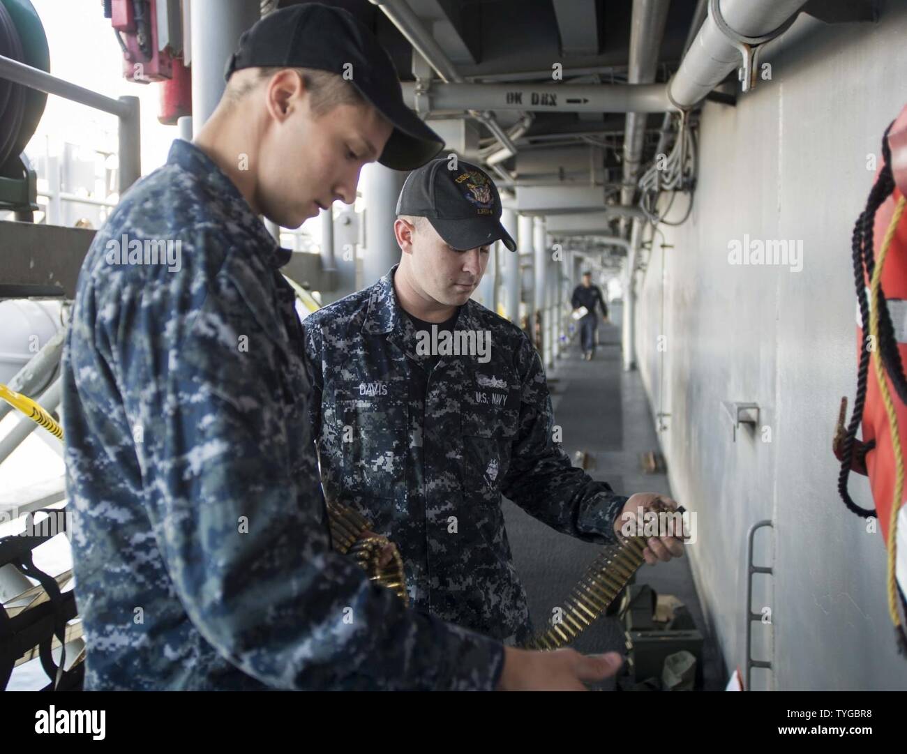 Boxer lewis taylor hi-res stock photography and images - Alamy
