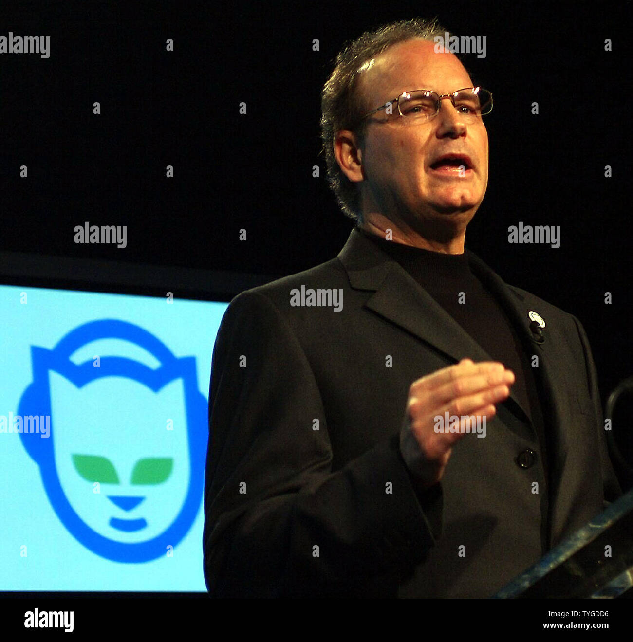 Napster logo hi-res stock photography and images - Alamy