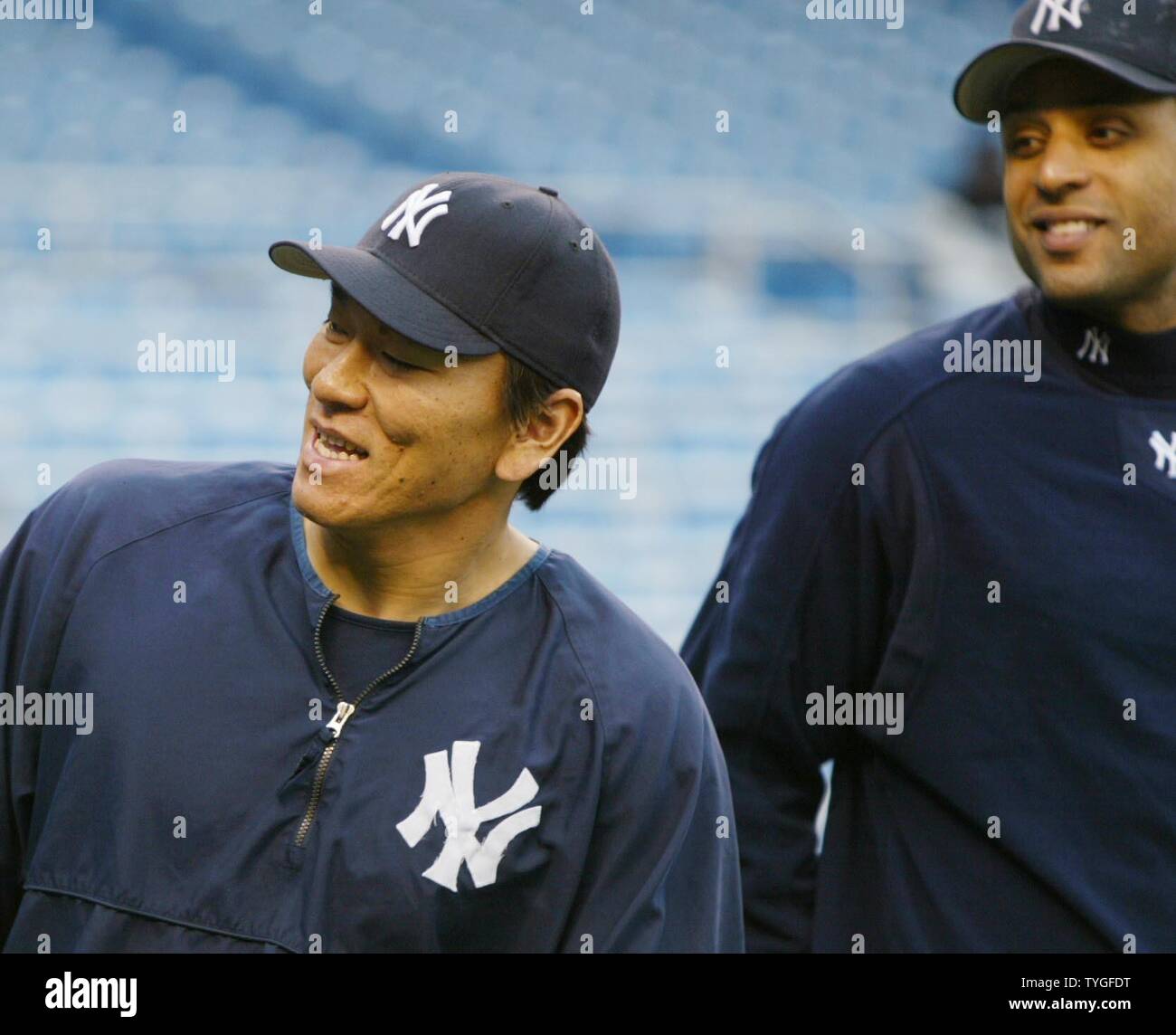 Boston red sox 2004 championship hi-res stock photography and images ...
