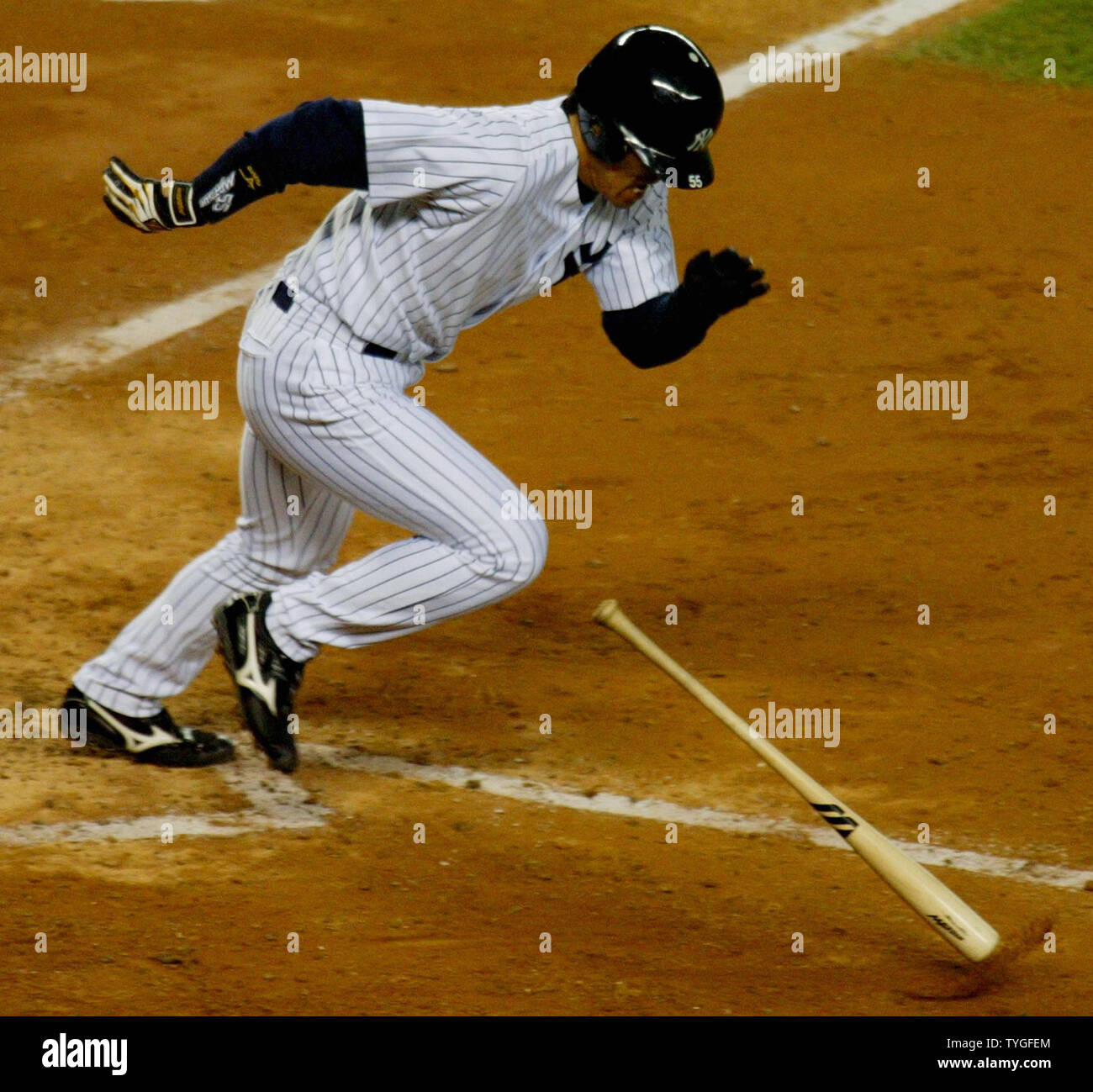 2004 american league championship series hi-res stock photography and ...