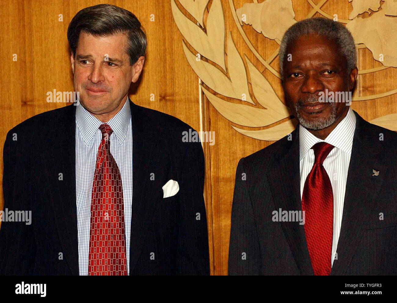 Paul bremer iraq hi-res stock photography and images - Alamy