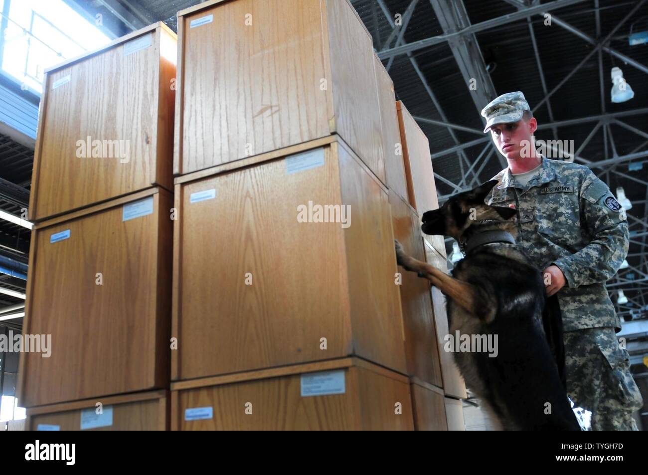 503rd military police battalion hi-res stock photography and images - Alamy