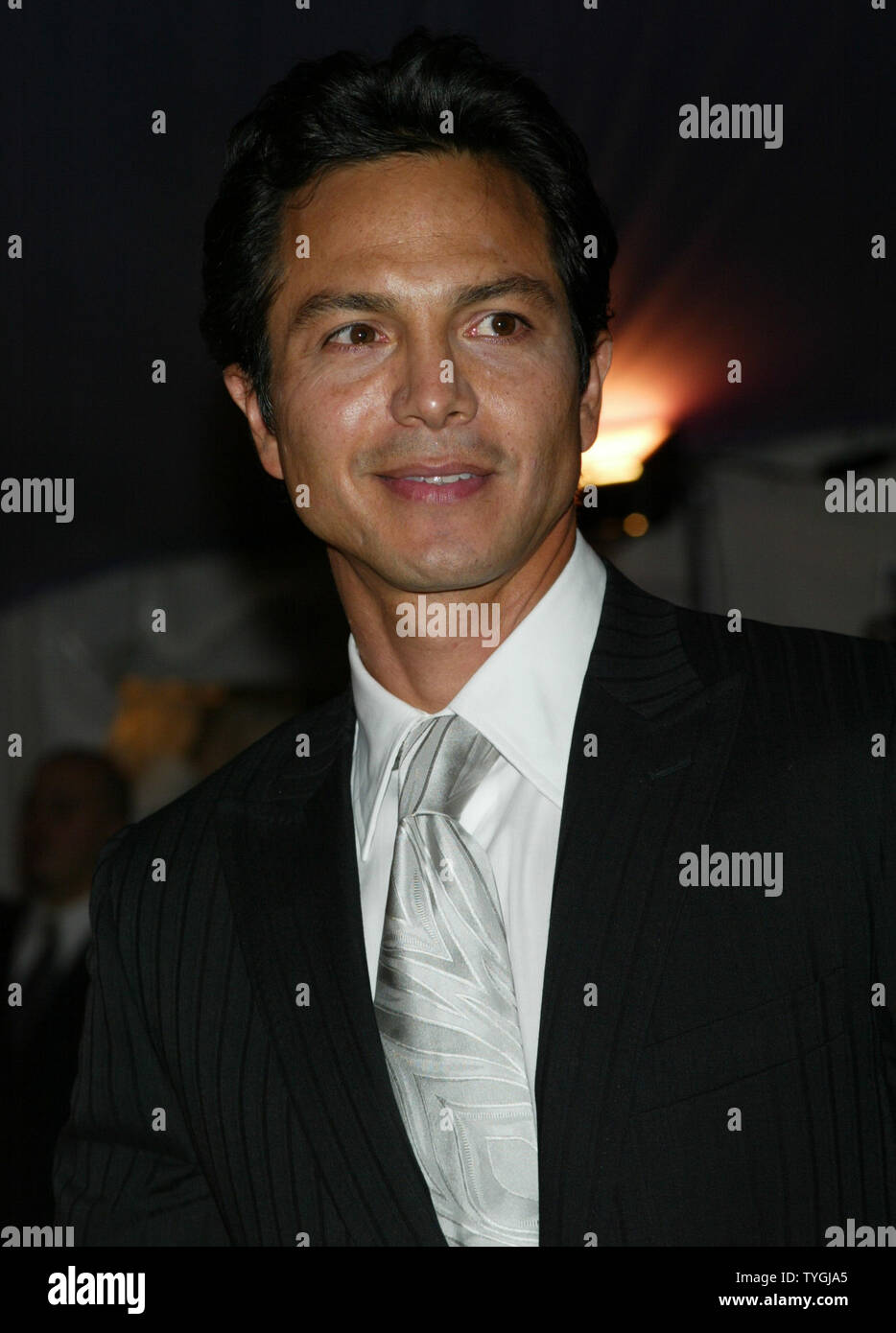 Benjamin Bratt poses for pictures at the Costume Institute Gala ...
