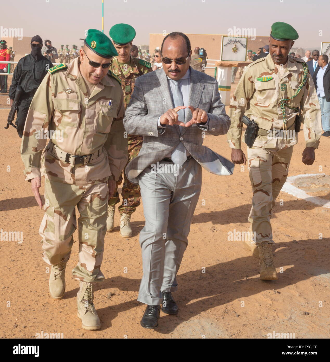 Mauritania mali border hi-res stock photography and images - Alamy