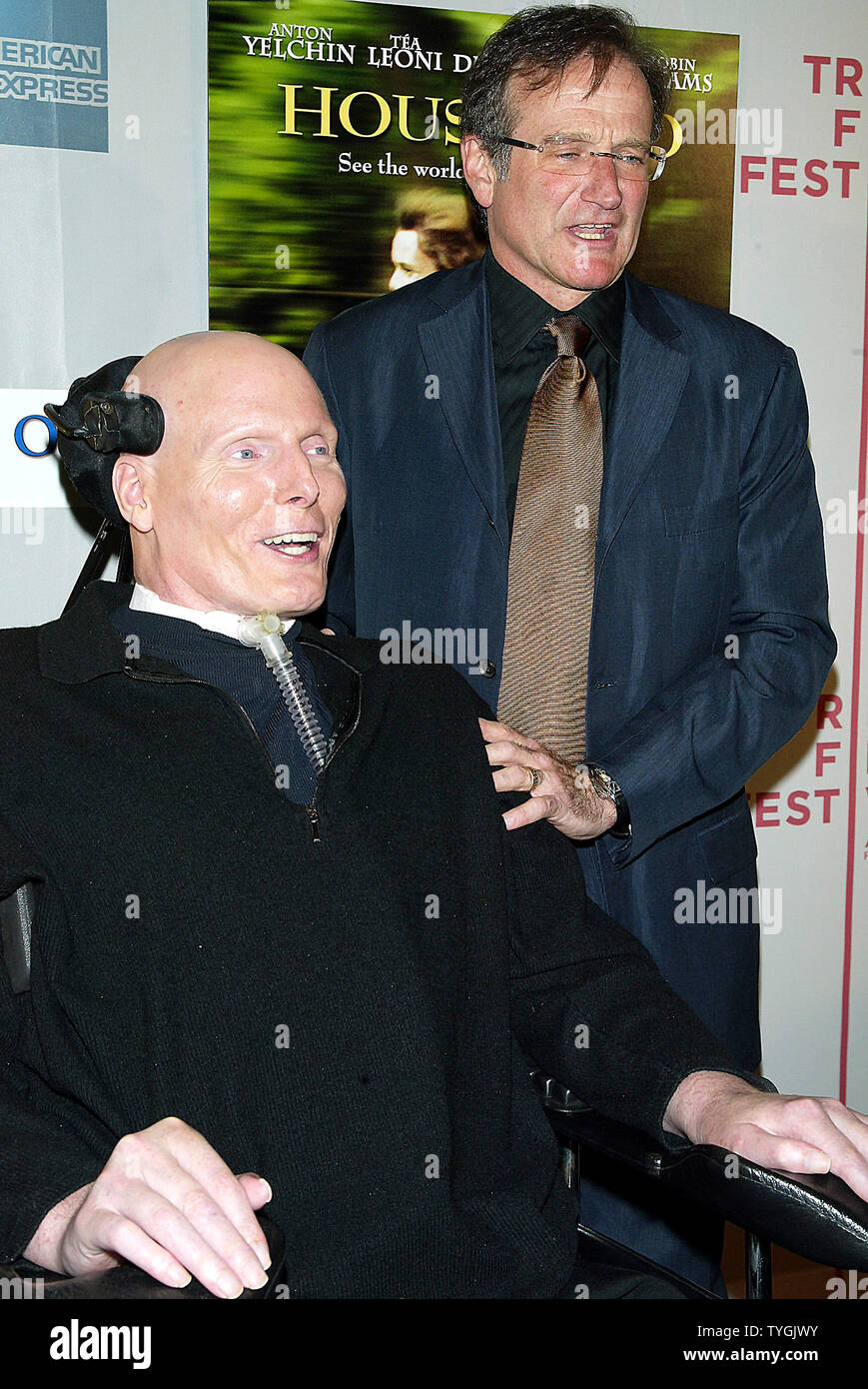 Christopher reeve robin williams hi-res stock photography and images ...