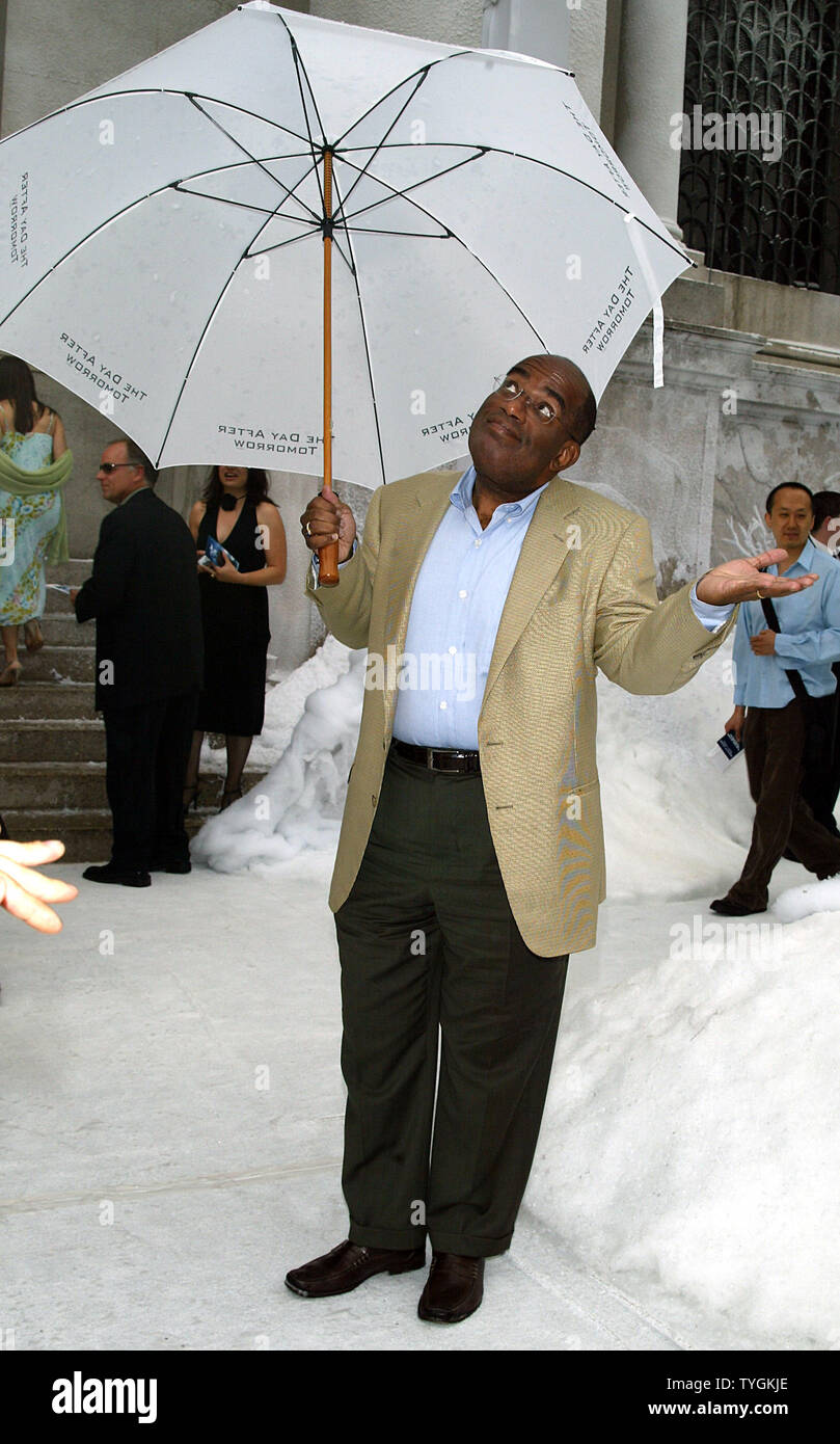Weatherman Al Roker poses for pictures at the premiere of "The Day ...