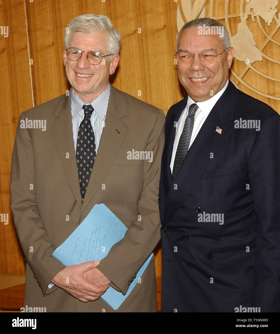 Colin powell at un hi-res stock photography and images - Alamy