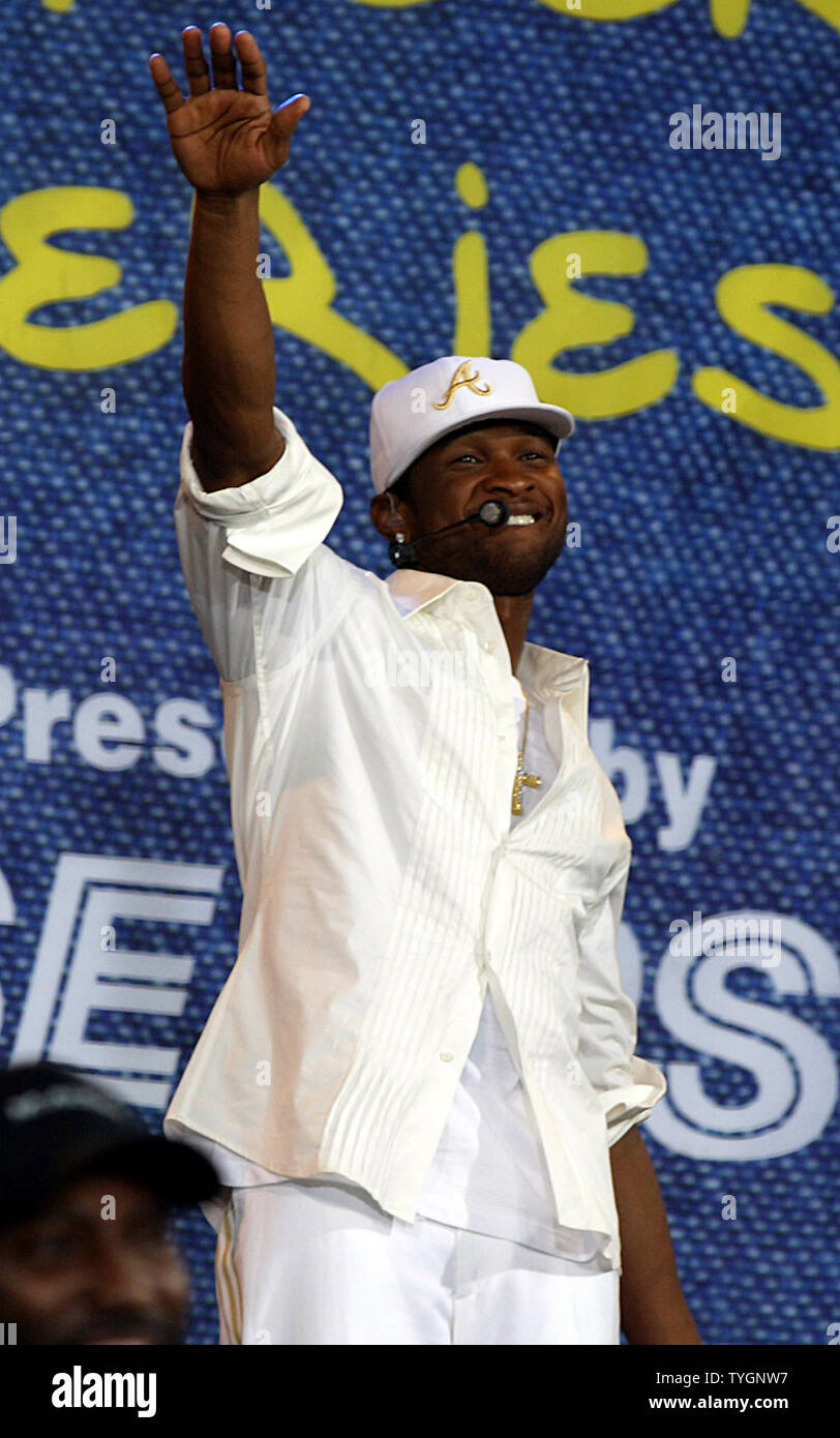 Usher performs on Good Morning America Summer Concert Series in Bryant ...
