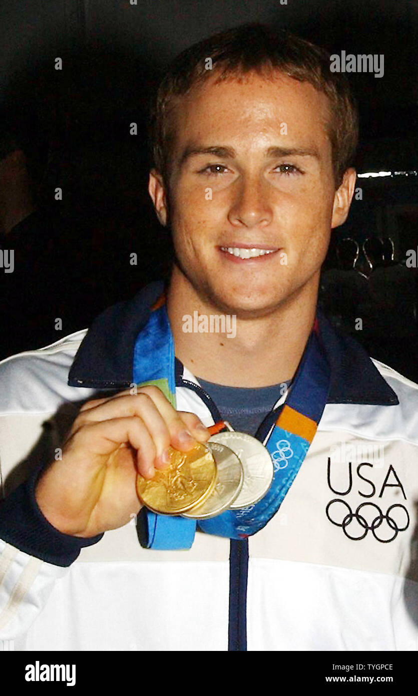 Paul Hamm , Olympic gold and silver medalist of the 2004 Summer Olympics in Athens meets the ...