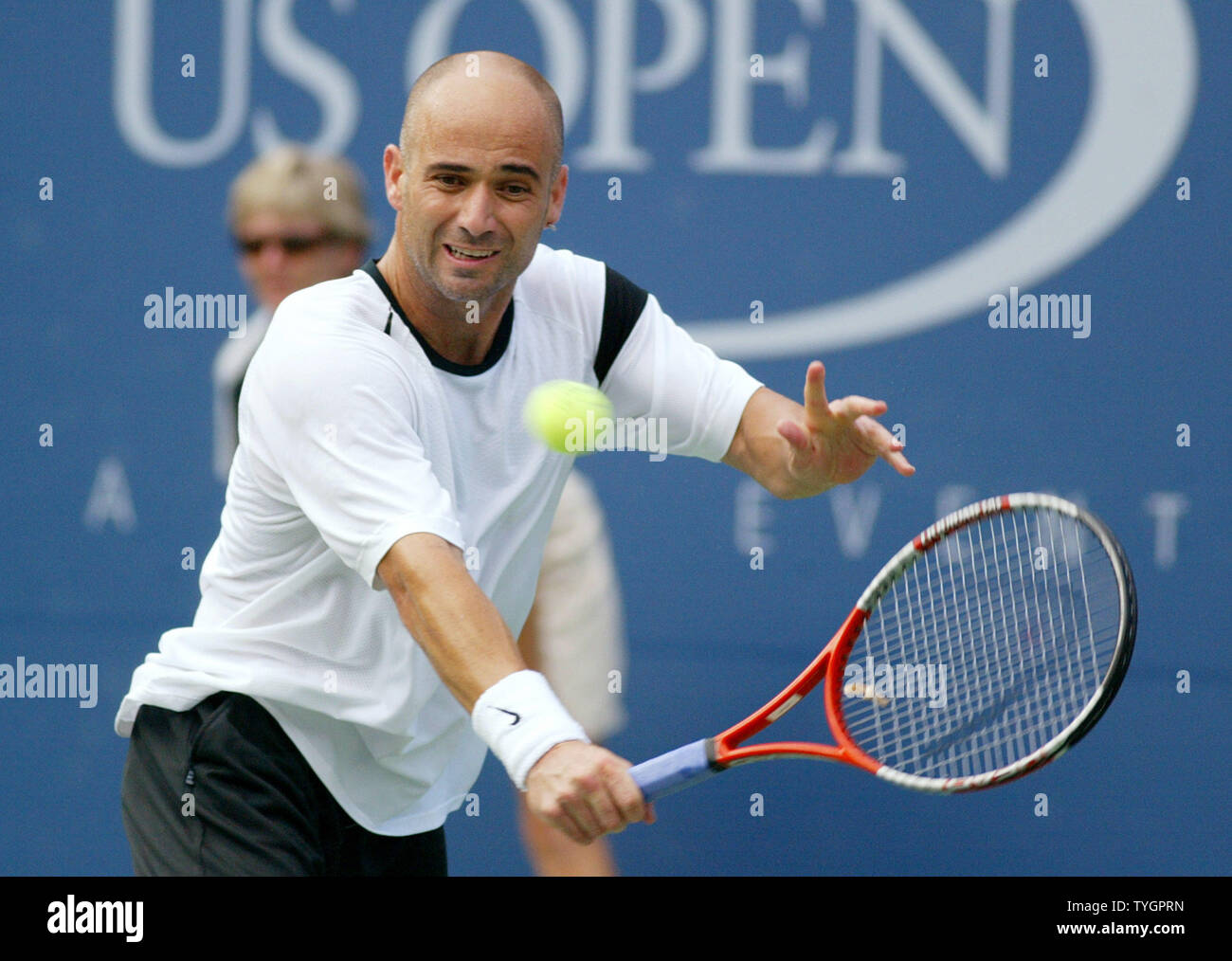Andre agassi 2004 hi-res stock photography and images - Alamy