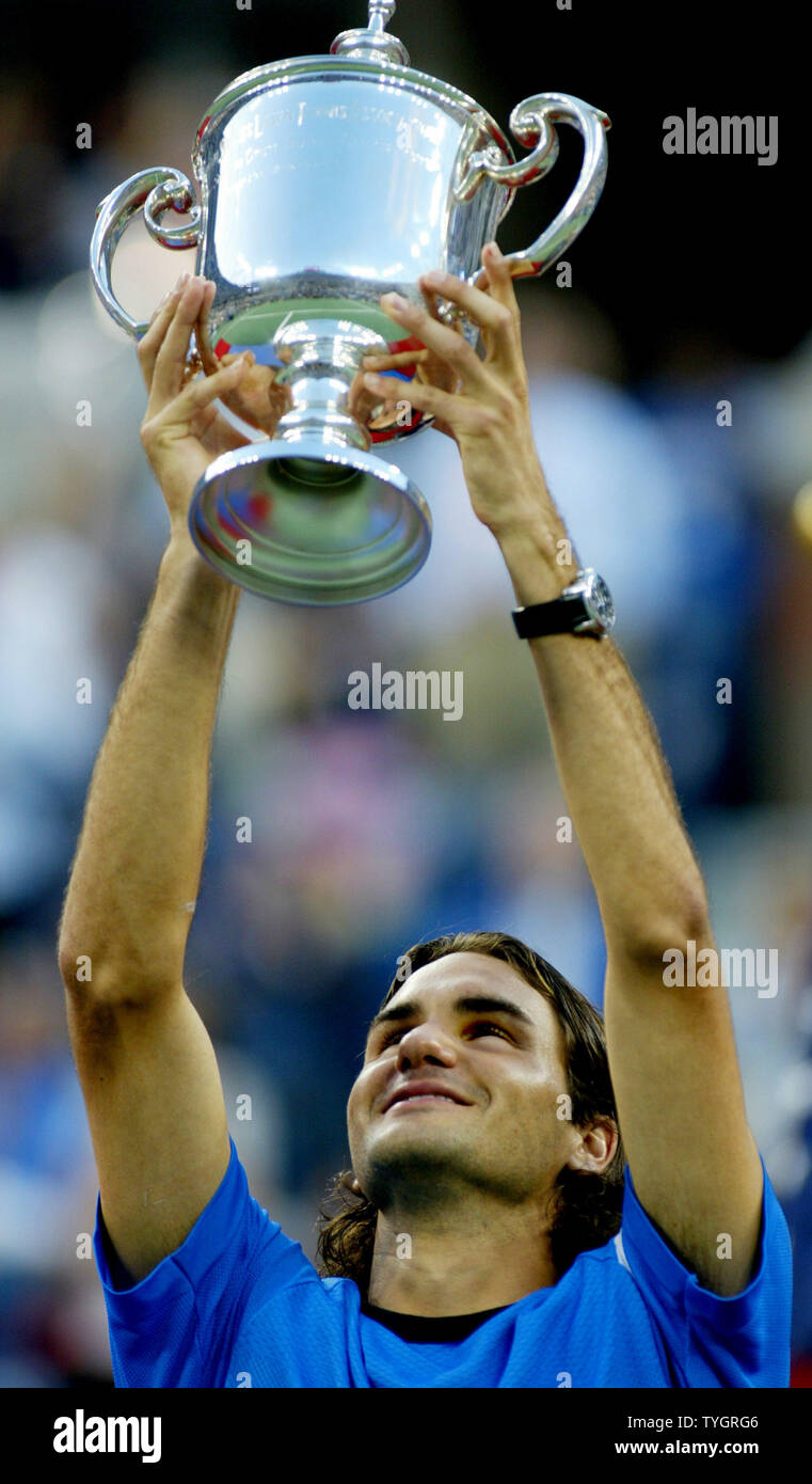 2004 roger federer hi-res stock photography and images - Alamy