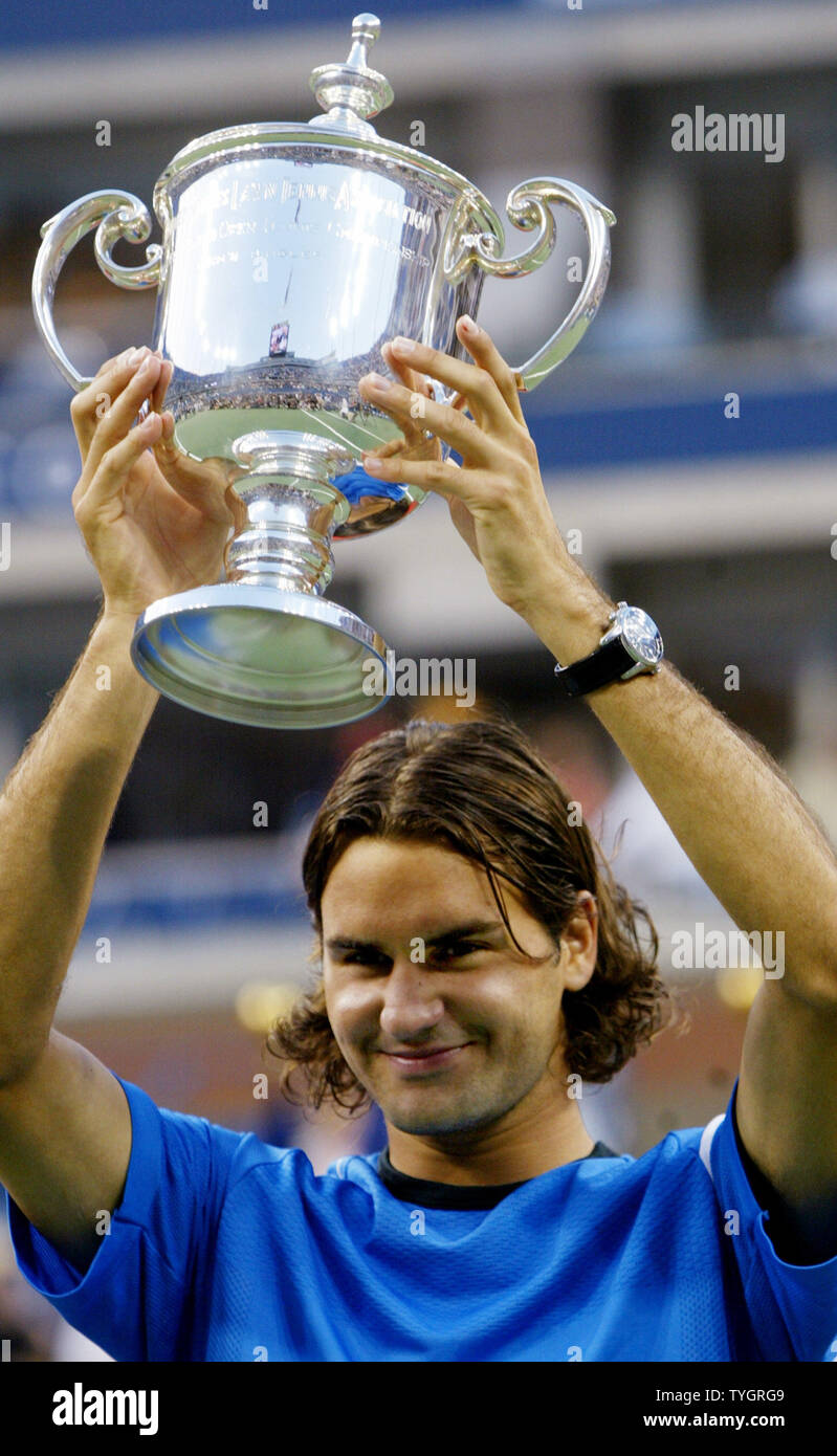2004 roger federer us open hi-res stock photography and images - Alamy