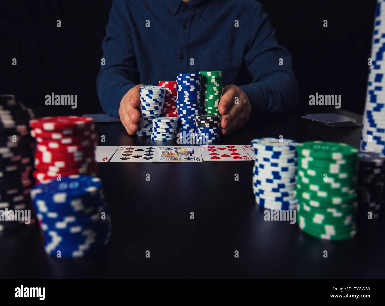 Pushing table hi-res stock photography and images - Alamy