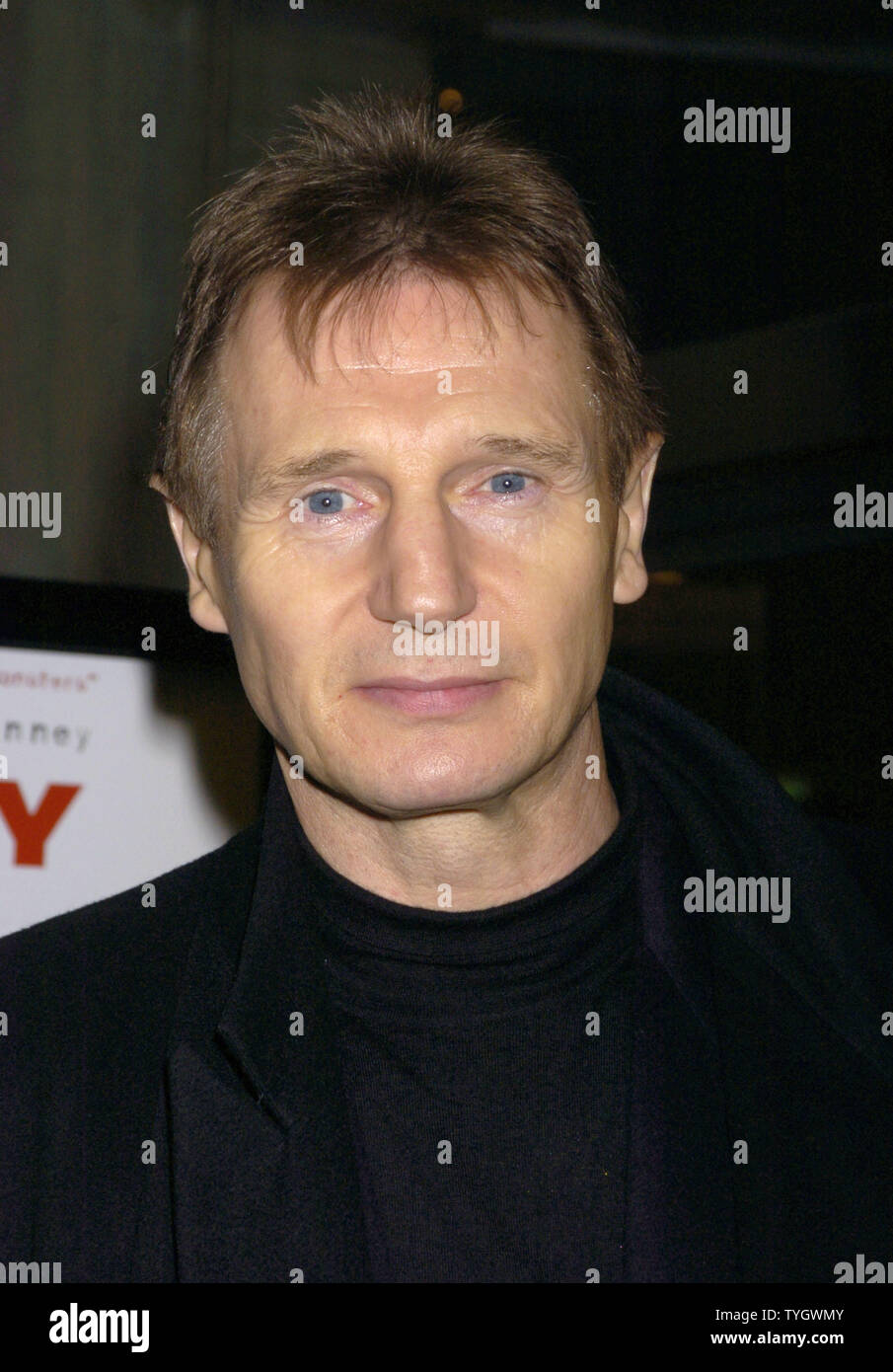 Liam Neeson poses for photographers at the New York Premiere of "Kinsey ...