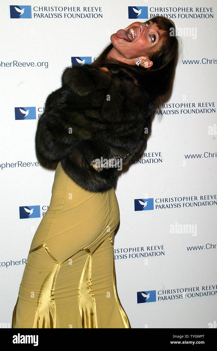 Carol Alt poses for pictures at the Christopher Reeve Paralysis ...