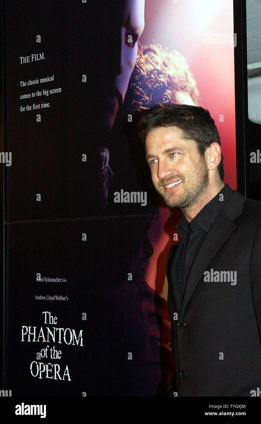 Actor Gerard Butler, who plays the Phantom, attends the 12/12/04 New ...