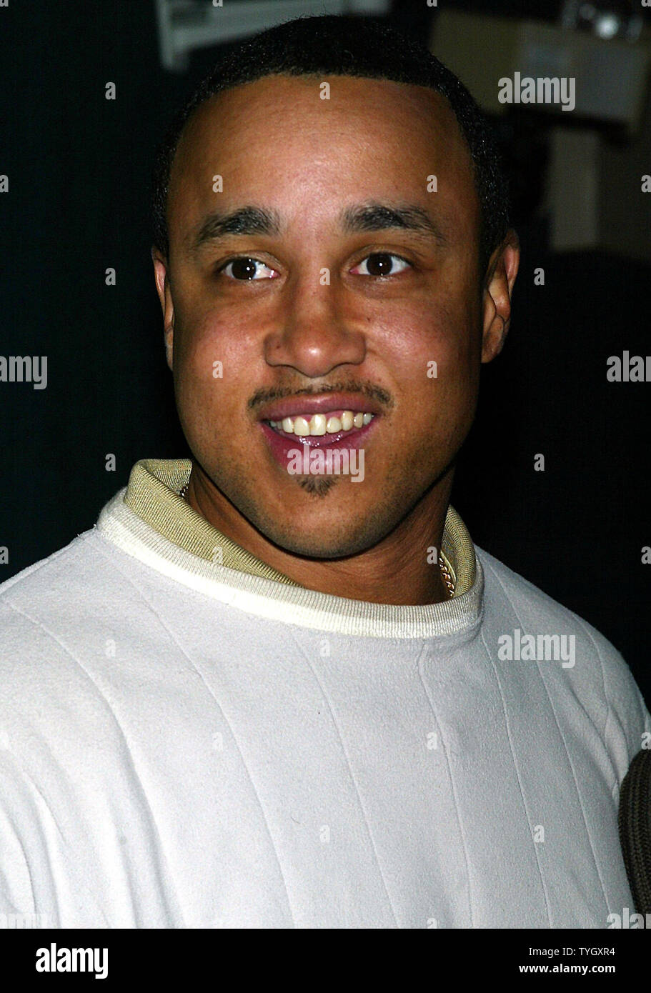 John Starks arrives for the premiere of "Coach Carter" at the Clearview ...