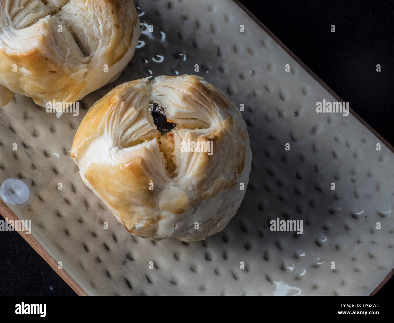 Growing pastry hi-res stock photography and images - Alamy